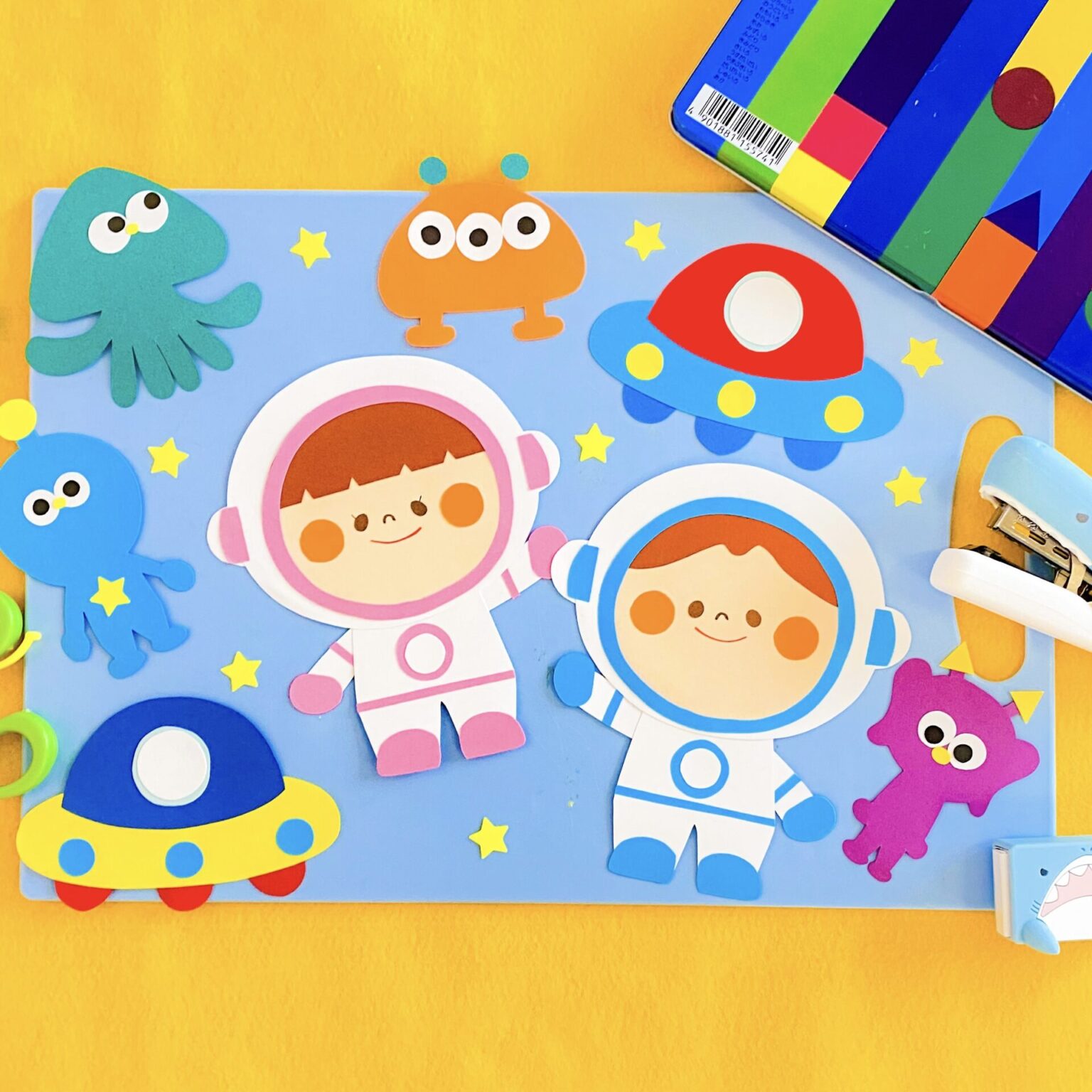 【型紙を保育の便利なフリー素材】宇宙の壁面無料ダウンロード！ | wosawosa